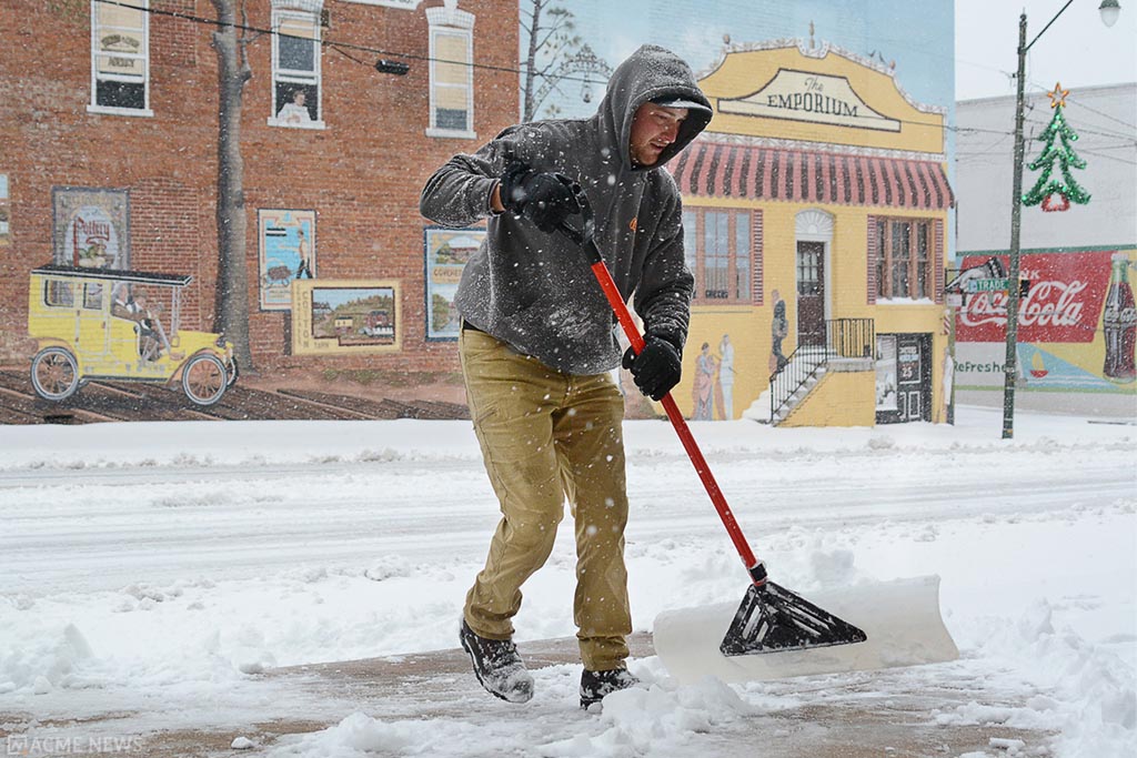 Power Outages & Treacherous Roads Likely As Forecast Calls For Less Snow/More Ice