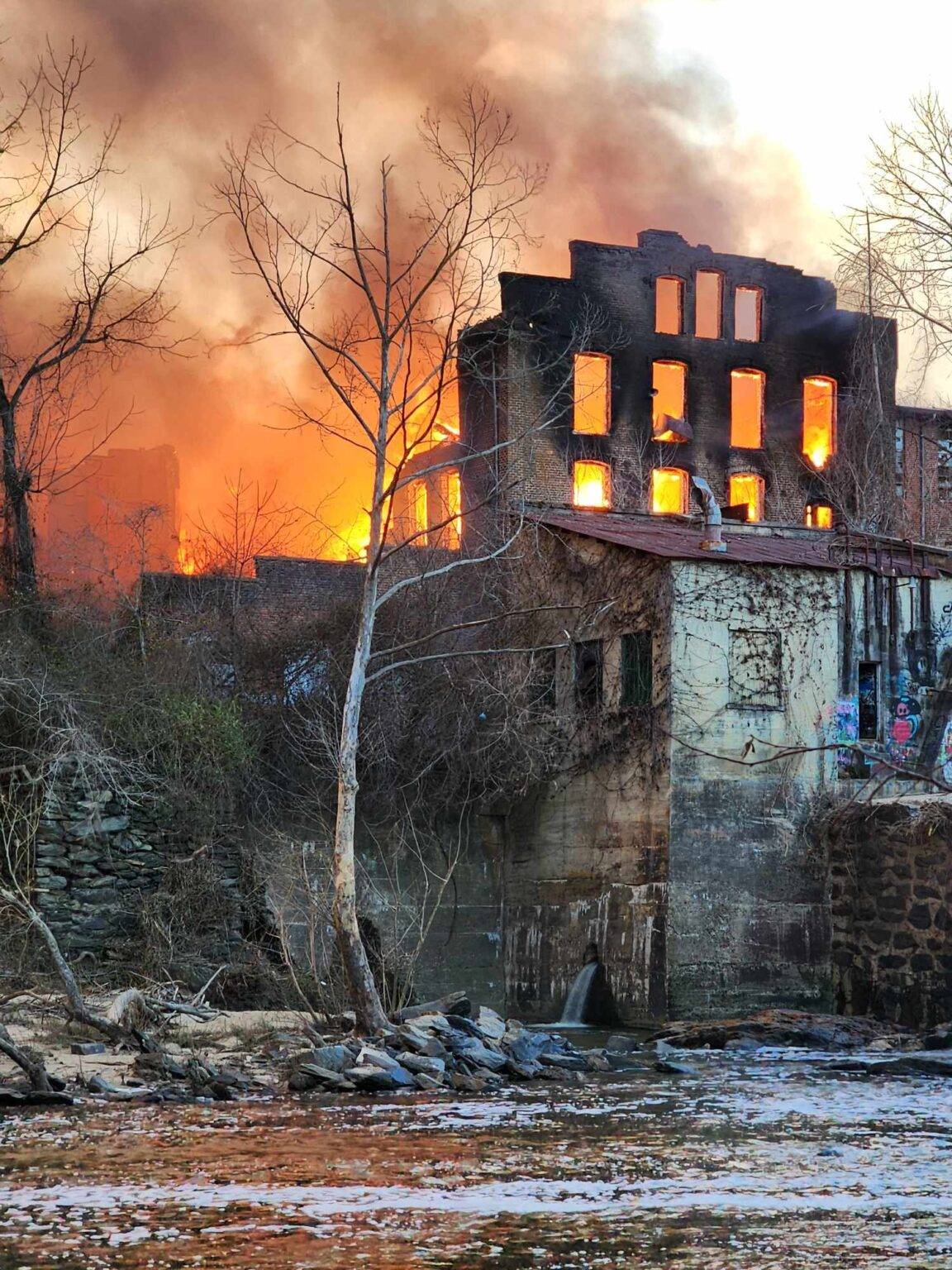 Multiple Fire Departments Working Fire at Worthville Mill in Randleman